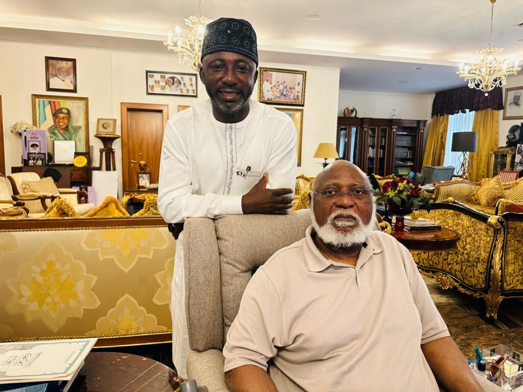 Emmanuel Akpakwu MFR Visits Former Head of State, Gen. Abdulsalam ...